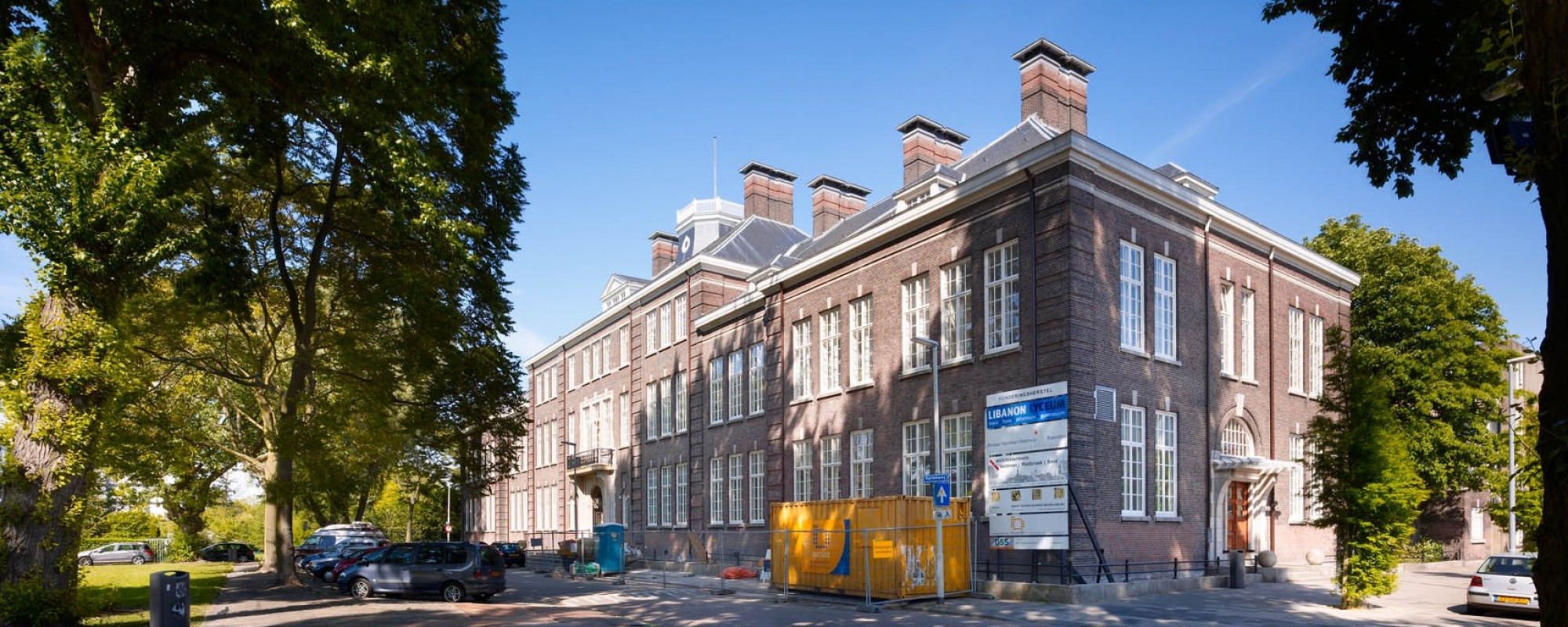 Refounding of a monumental school building - Bresser